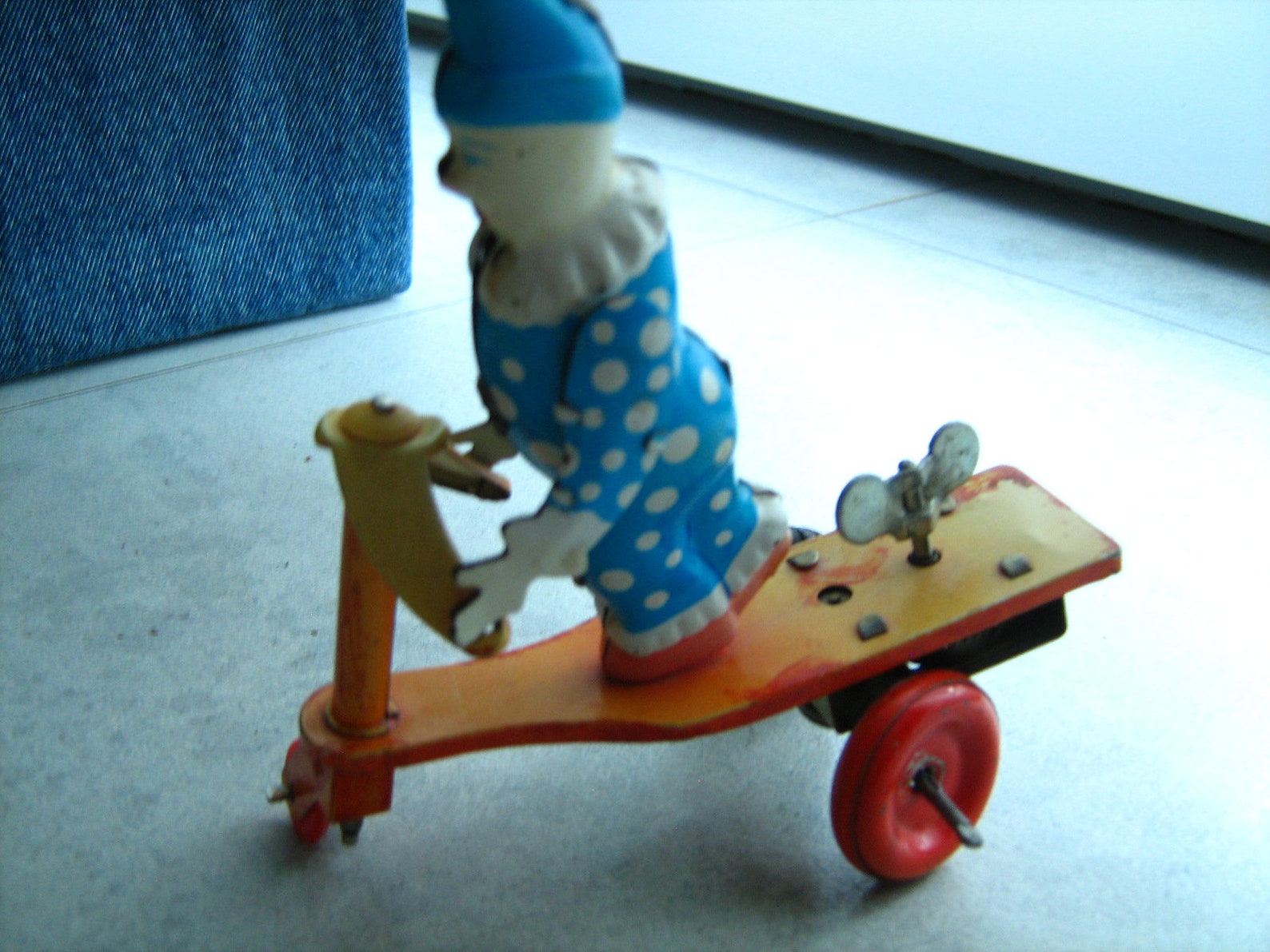Vintage Old Tin Metal Clown on a Bike Wind up Key Toy - Works a Little ...
