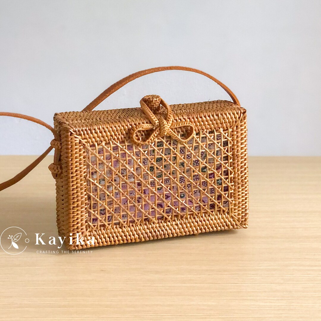Mini Sling Rattan Purse, Crossbody Bags, Tropical Rattan Beach Bags ...