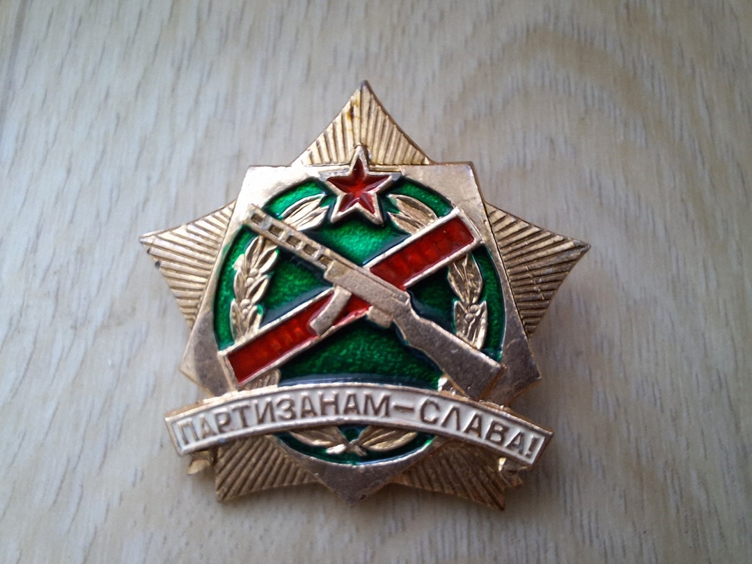 Glory to the Partisans Pin, Soviet Lapel Pins Soviet Heroes, World War ...