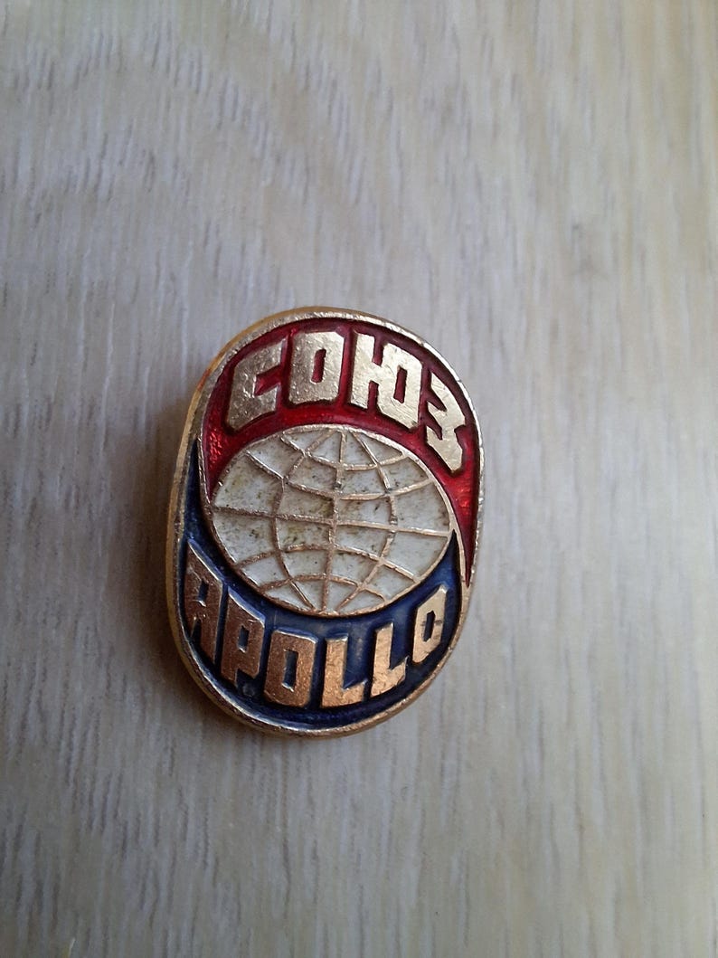 Soyuz Apollo Pin, Globus, Soviet American Common Flight, Space Badge ...