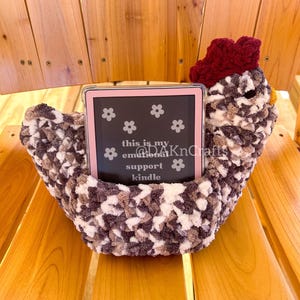 Chicken Pouf Crochet Pattern | Pdf File| Bookish | Book Gifts | Booktok ...