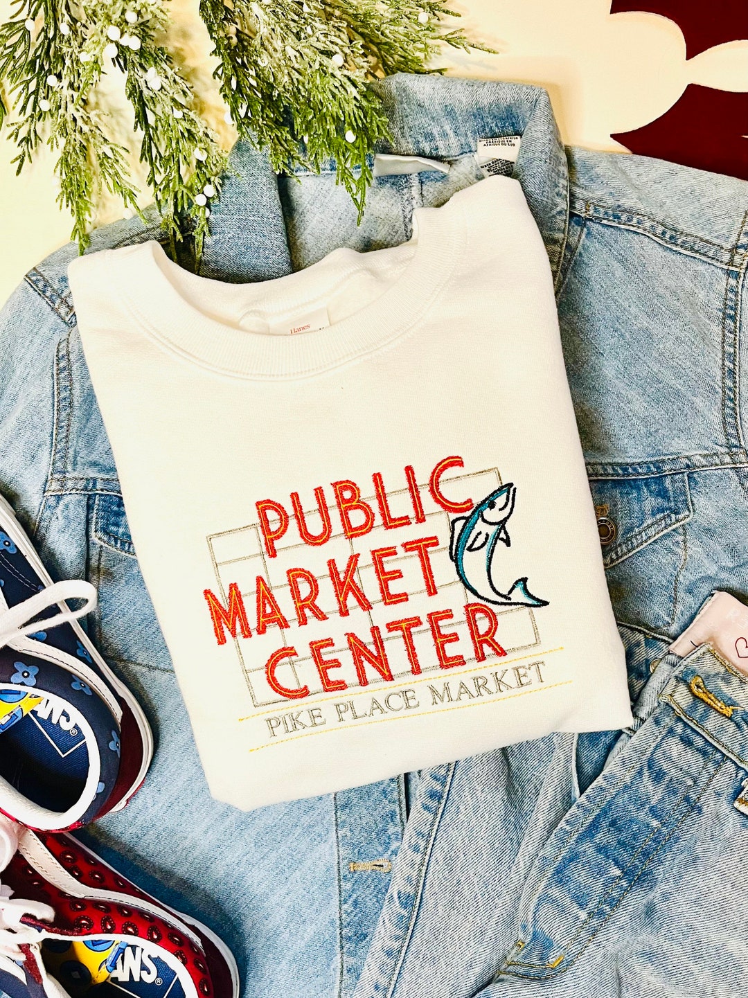 Embroidered Pike Place Market Crewneck Sweatshirt - Seattle Souvenir - Etsy