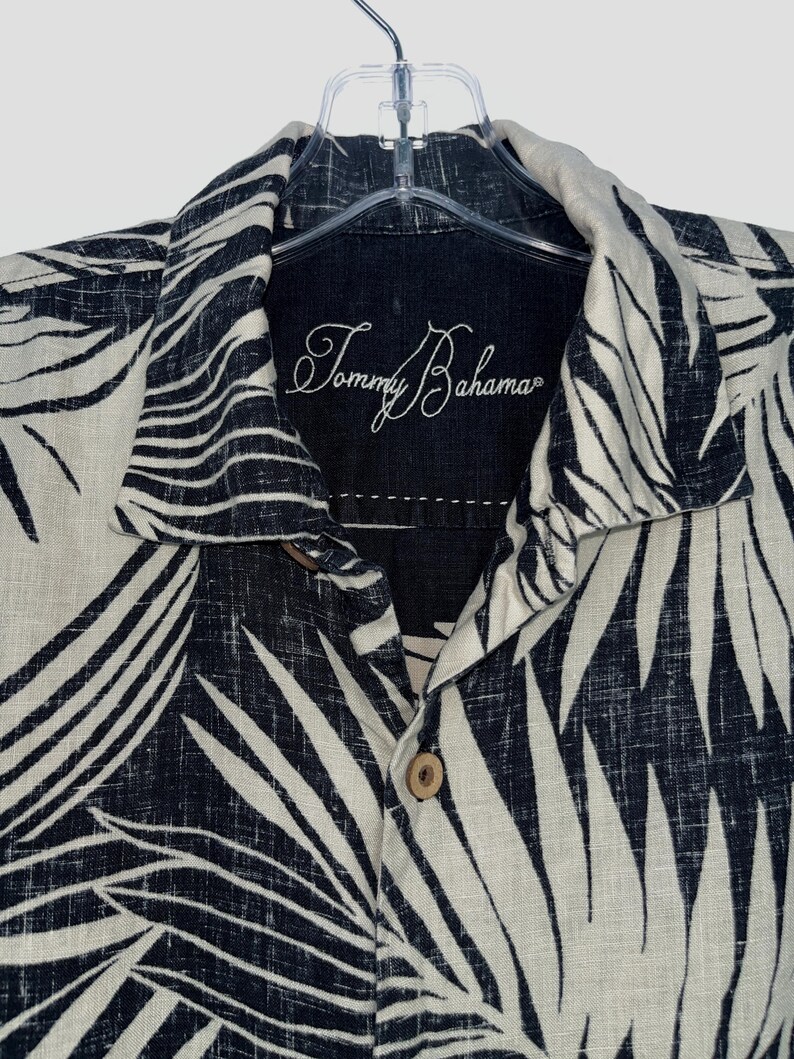 Tommy Bahama Island Style Abstract Shirt Coconut Buttons Mens Large - Etsy