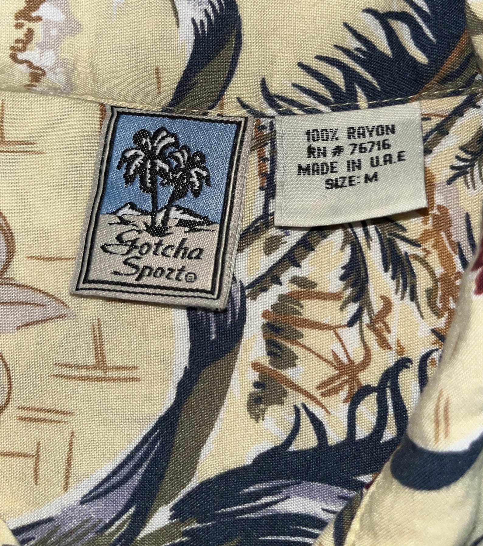 Hawaiian Shirt Classic Gotcha Sport Wear Size Medium Button Down Short ...