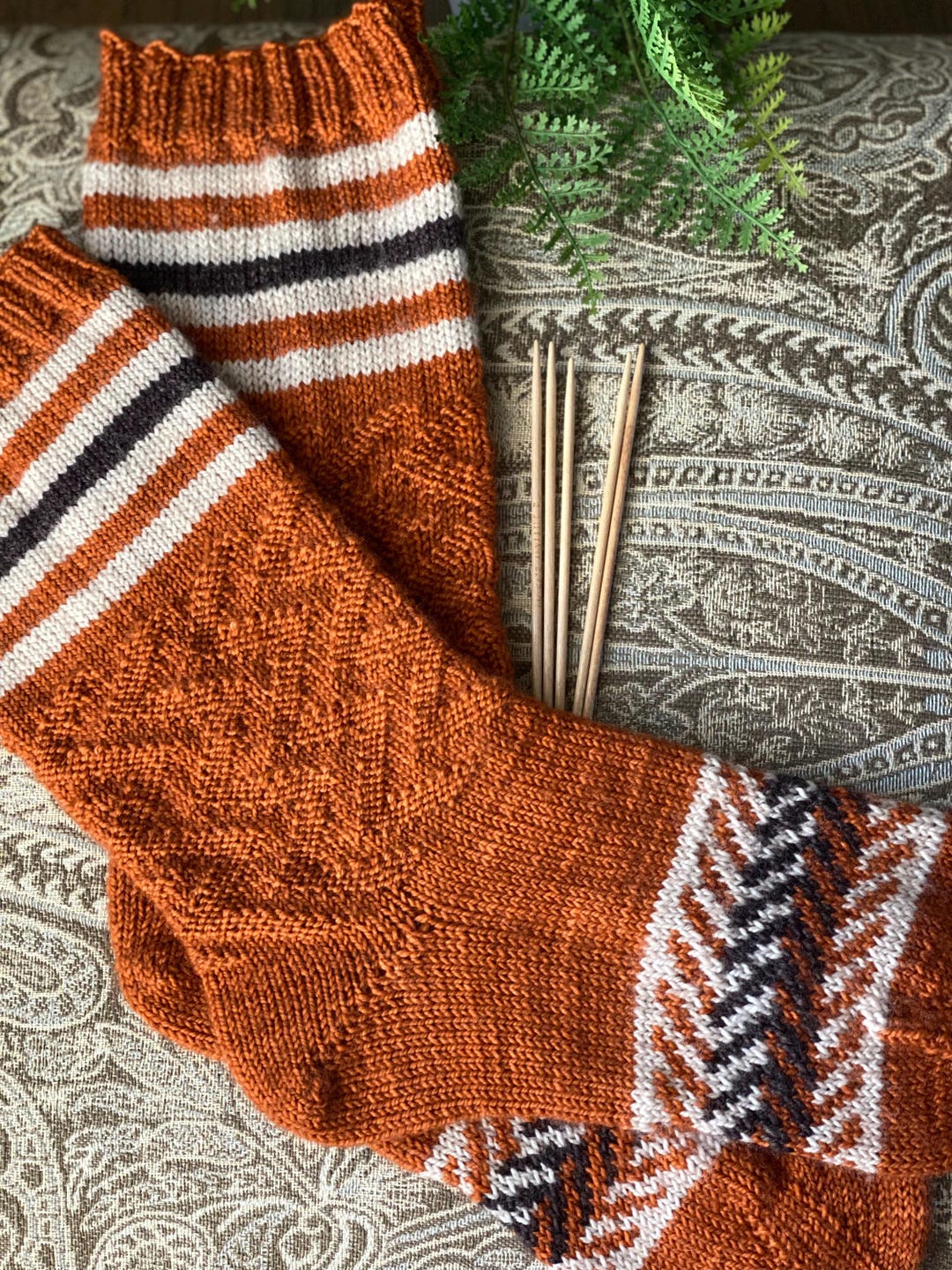 Fair Isle Knit Sock Pattern: Sweater Weather Socks (PDF) - Etsy