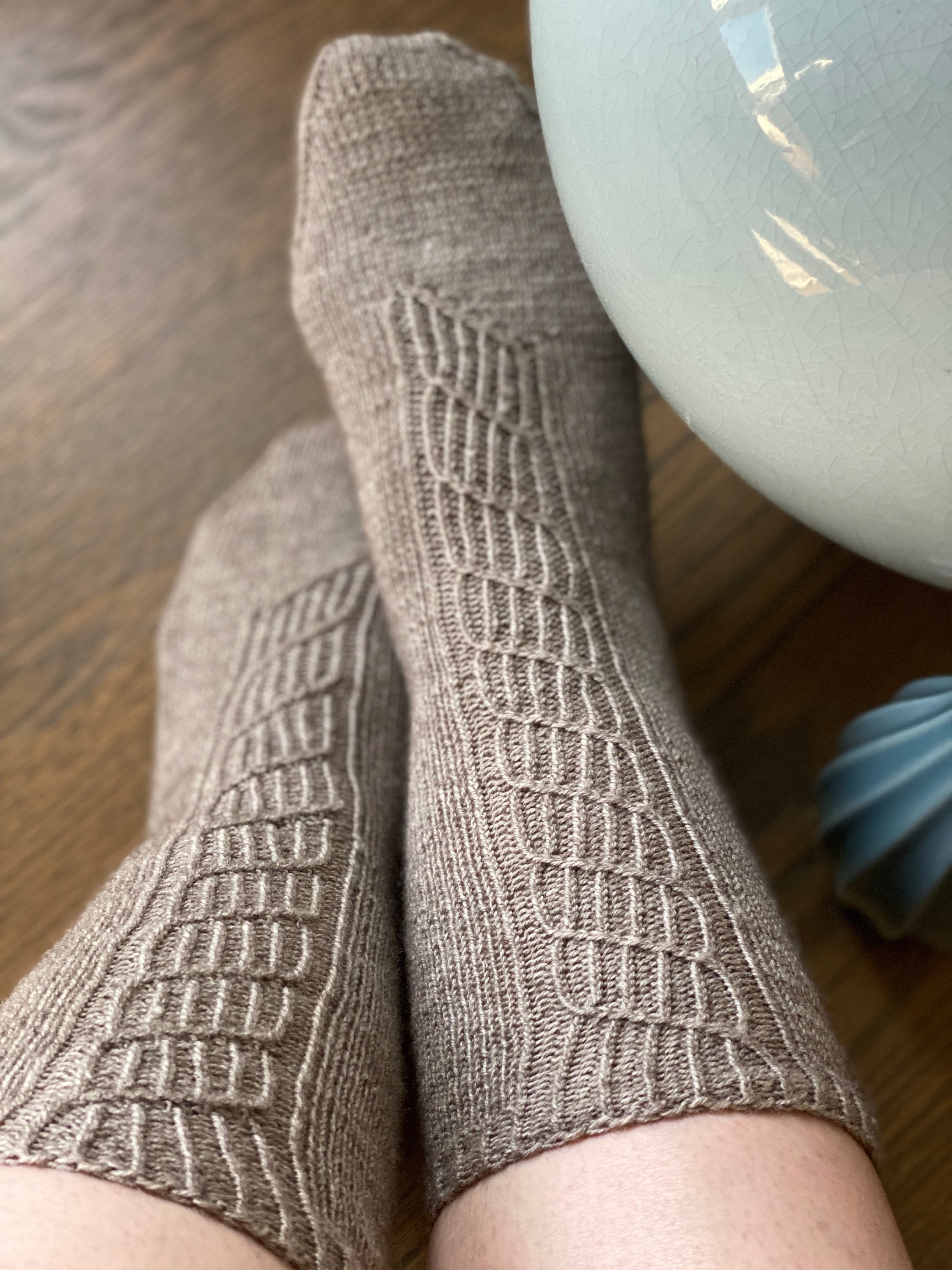 Easy Cable Sock Hand Knitting Pattern in 3 Adult Sizes Elevation Socks ...