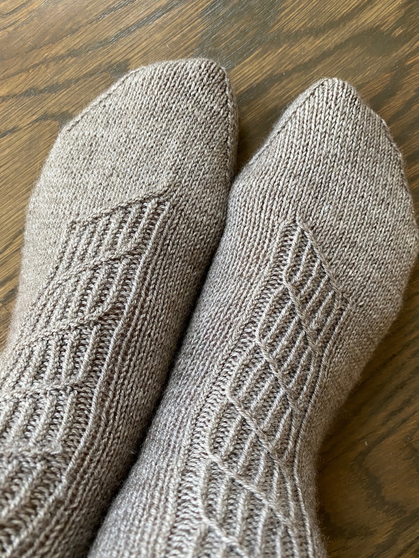 Easy Cable Sock Hand Knitting Pattern in 3 Adult Sizes - Elevation ...