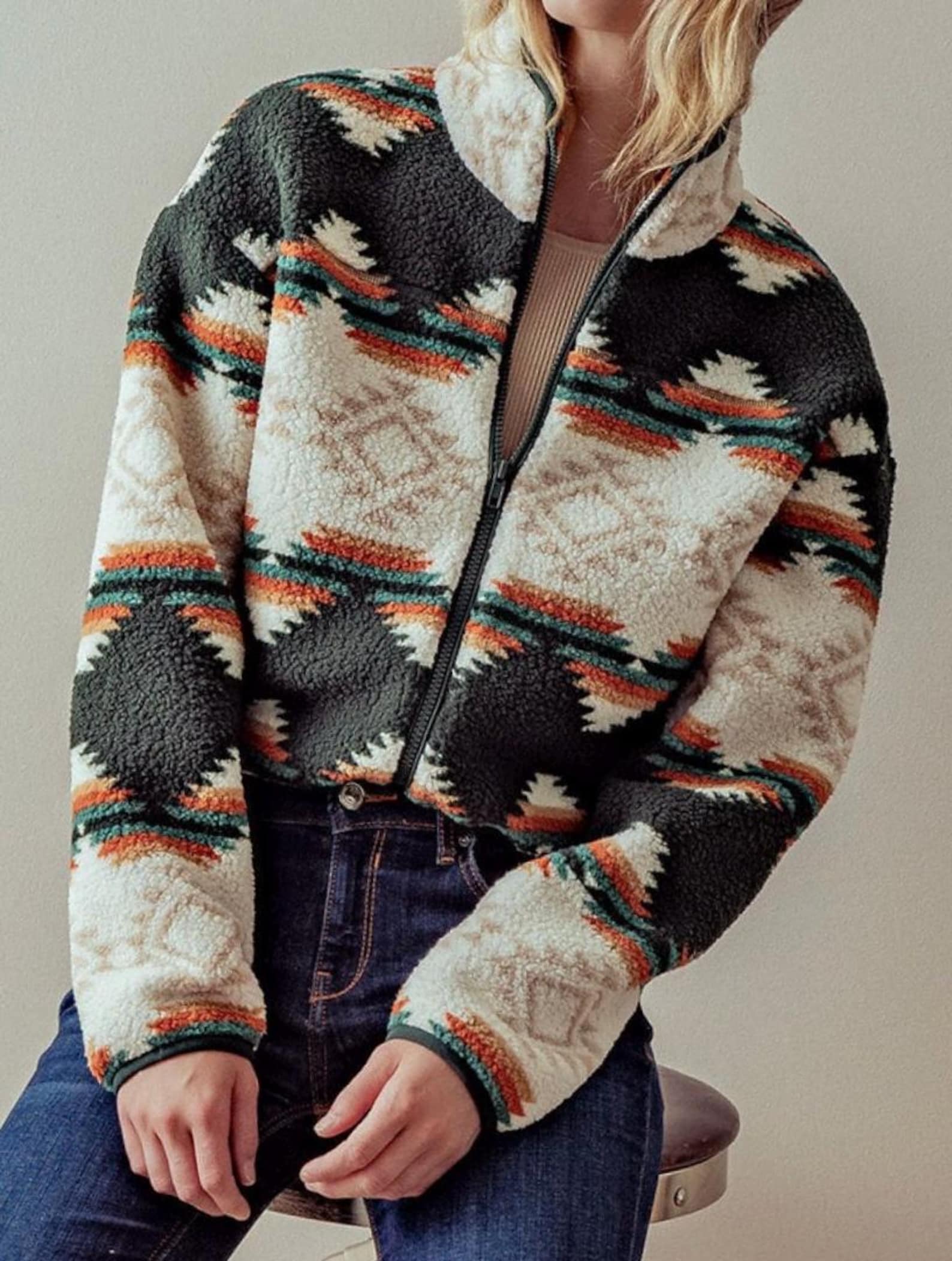 Cozy Tribal Print Sherpa Zip-up Short Jacket, Cropped Cardi Side Hdden ...
