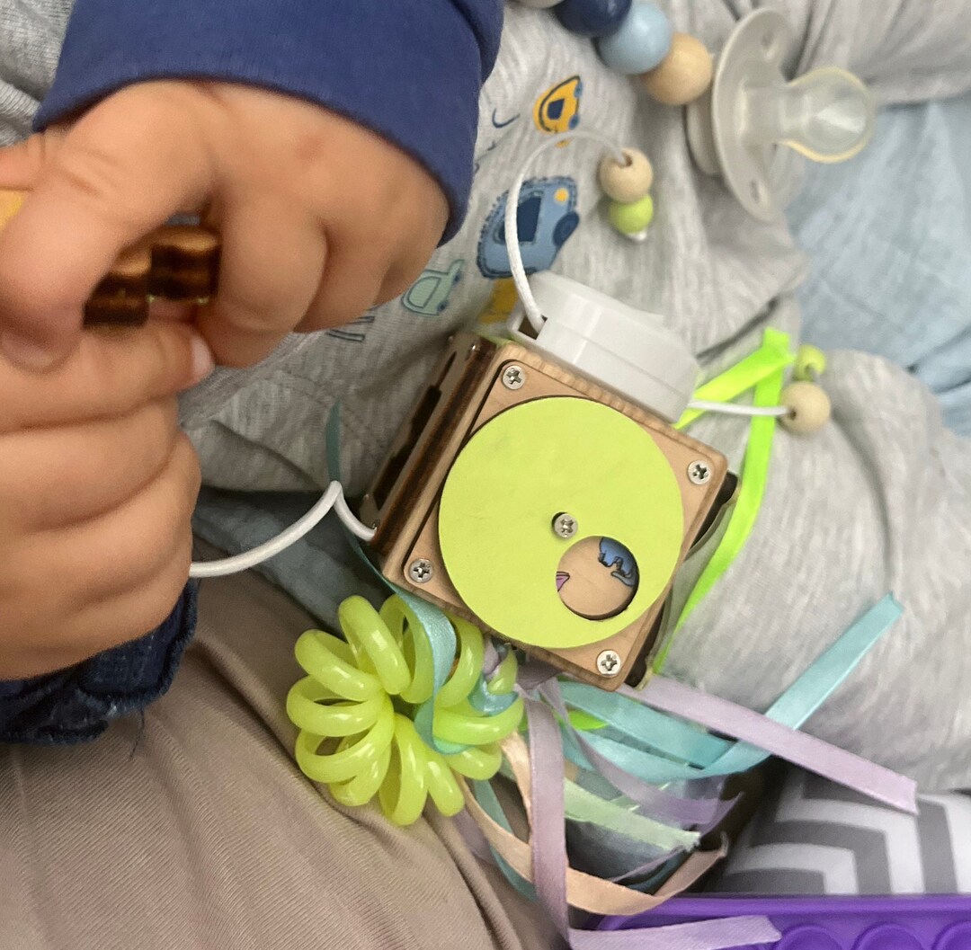 Sensory Activity Cube for Fine Motor Skills, Montessori Cube, Baby ...