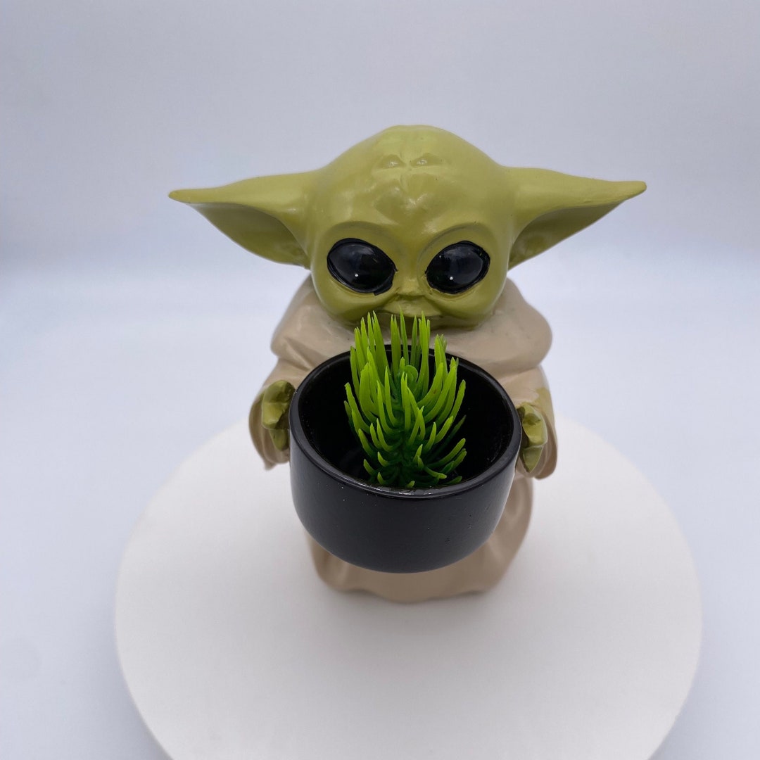 Cute Baby Yoda Flower Pot / Baby Yoda Pot Statue Figurine / Creative ...