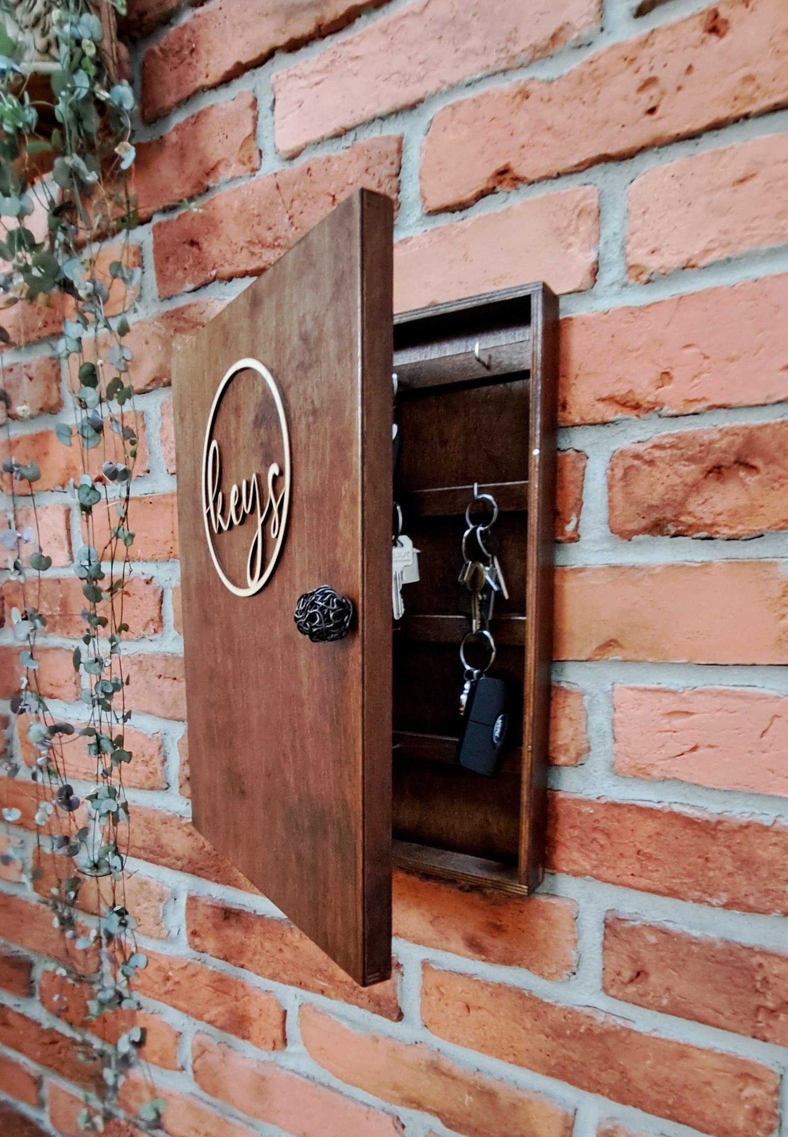 Personalized Natural Wooden Family Key Box, Hanging Key Box, Key Hooks ...