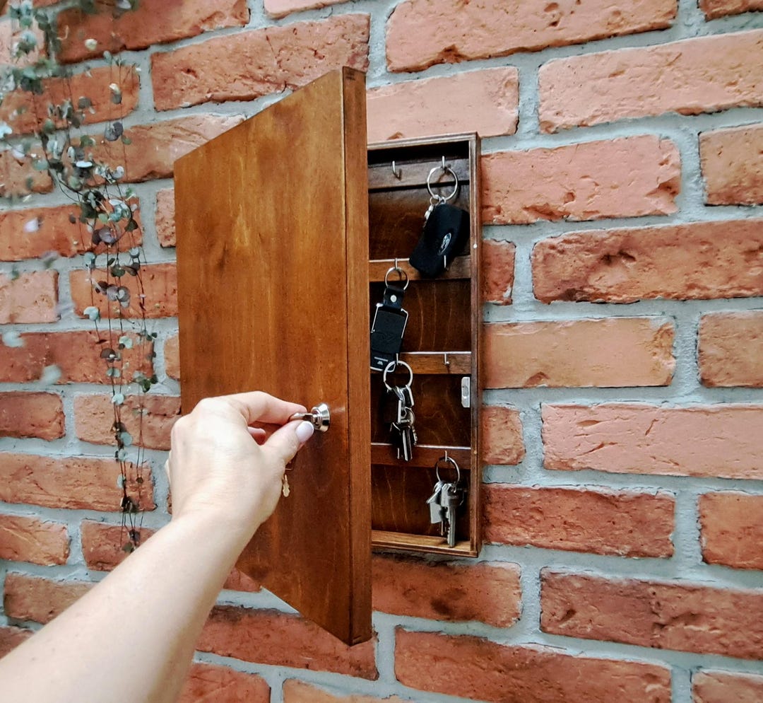 Natural Wooden Extra Large Lockable Hanging Key Box, Key and Lock ...