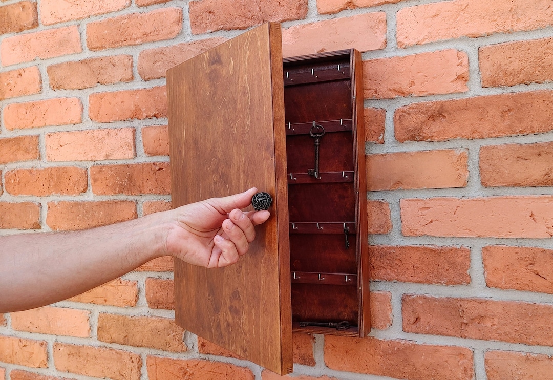 Natural Wooden Extra Large 35 Keys Box, Hanging Key Organizer, 35 Key ...