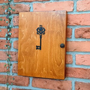 Personalized Natural Wooden Family Key Box, Hanging Key Box, Key Hooks ...