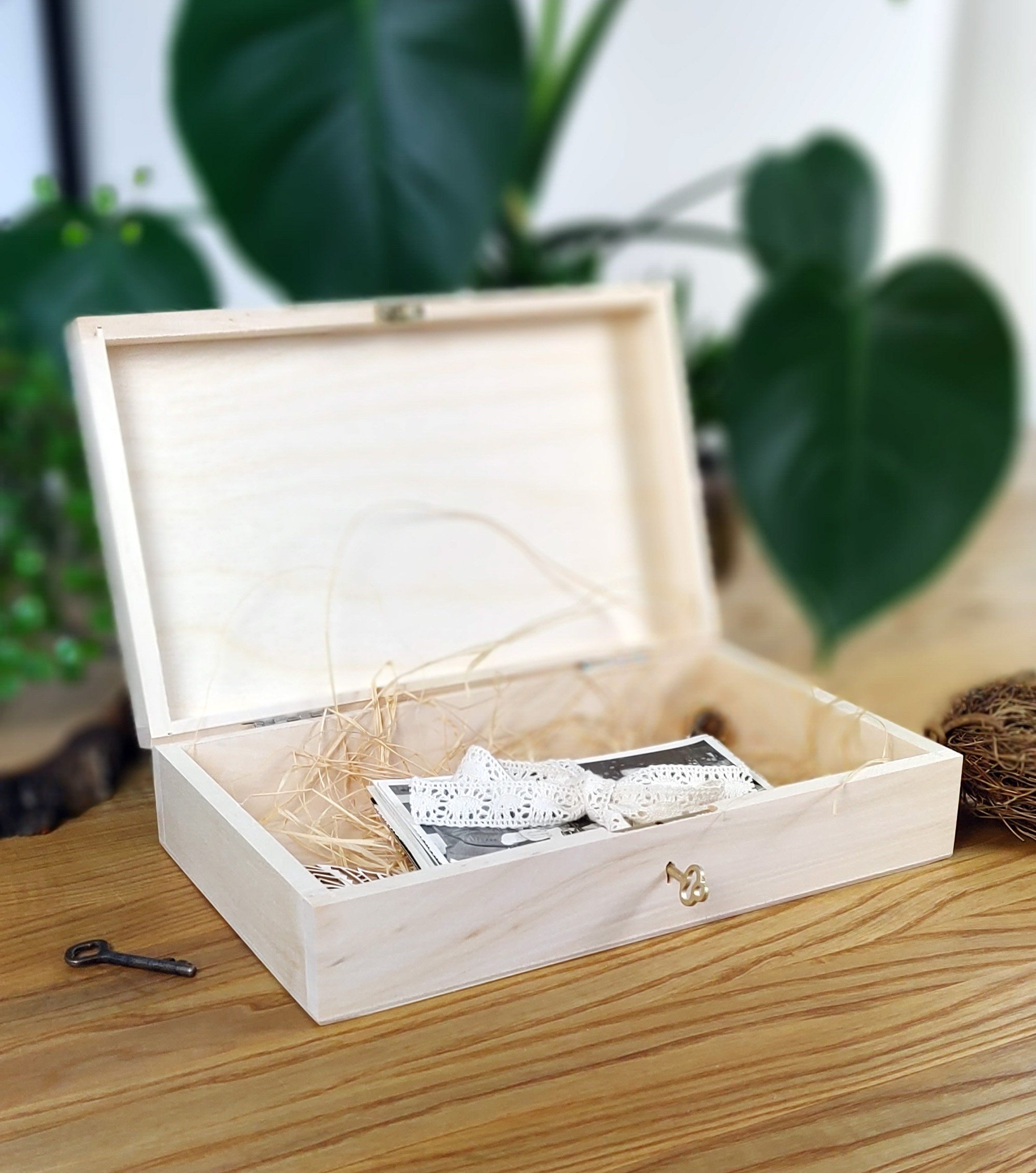 Lockable Natural Wooden Box With Lid and a Key, Storage Chest Keepsake ...