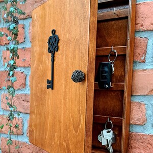 Personalized Natural Wooden Family Key Box, Hanging Key Box, Key Hooks ...