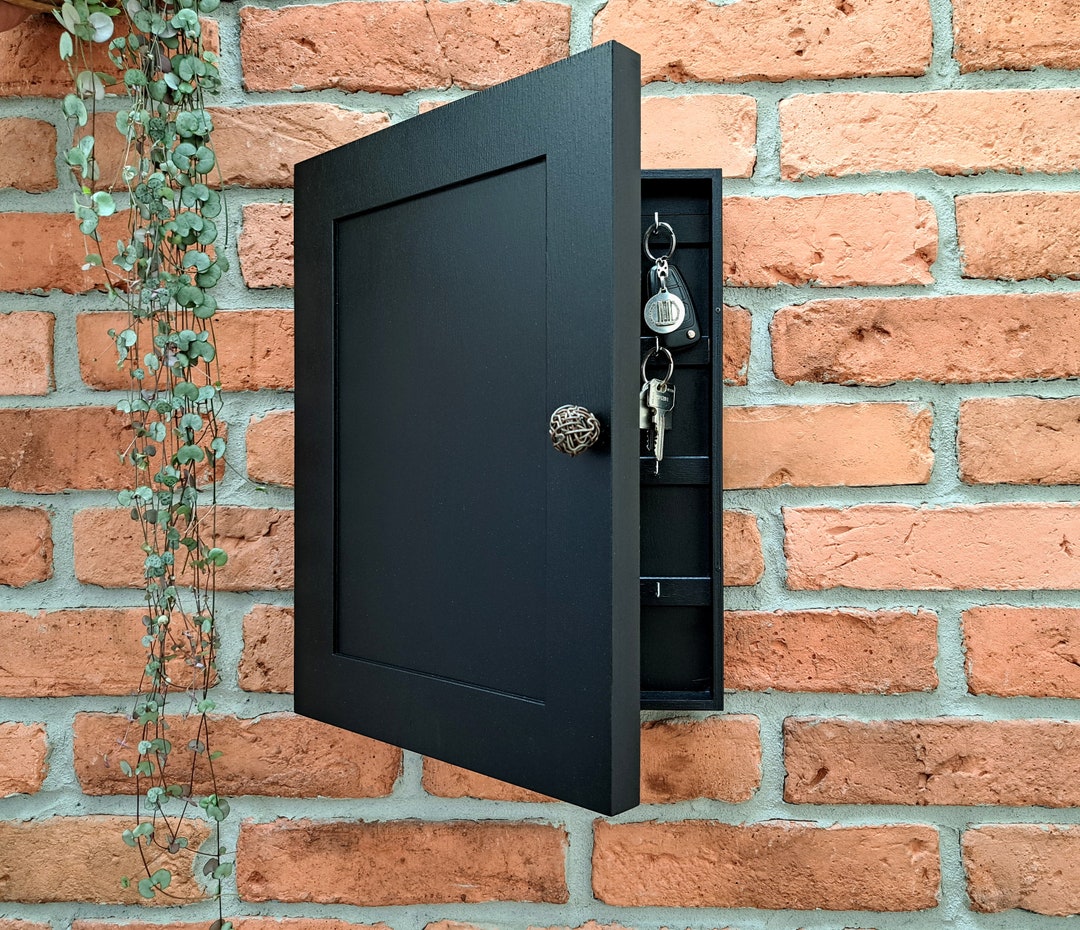 Black Shutters Natural Wooden Family Big Key Box, Hanging Key Box, Key ...