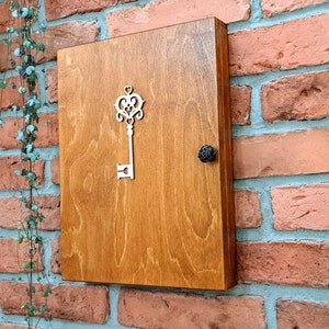 Personalized Natural Wooden Family Key Box, Hanging Key Box, Key Hooks ...