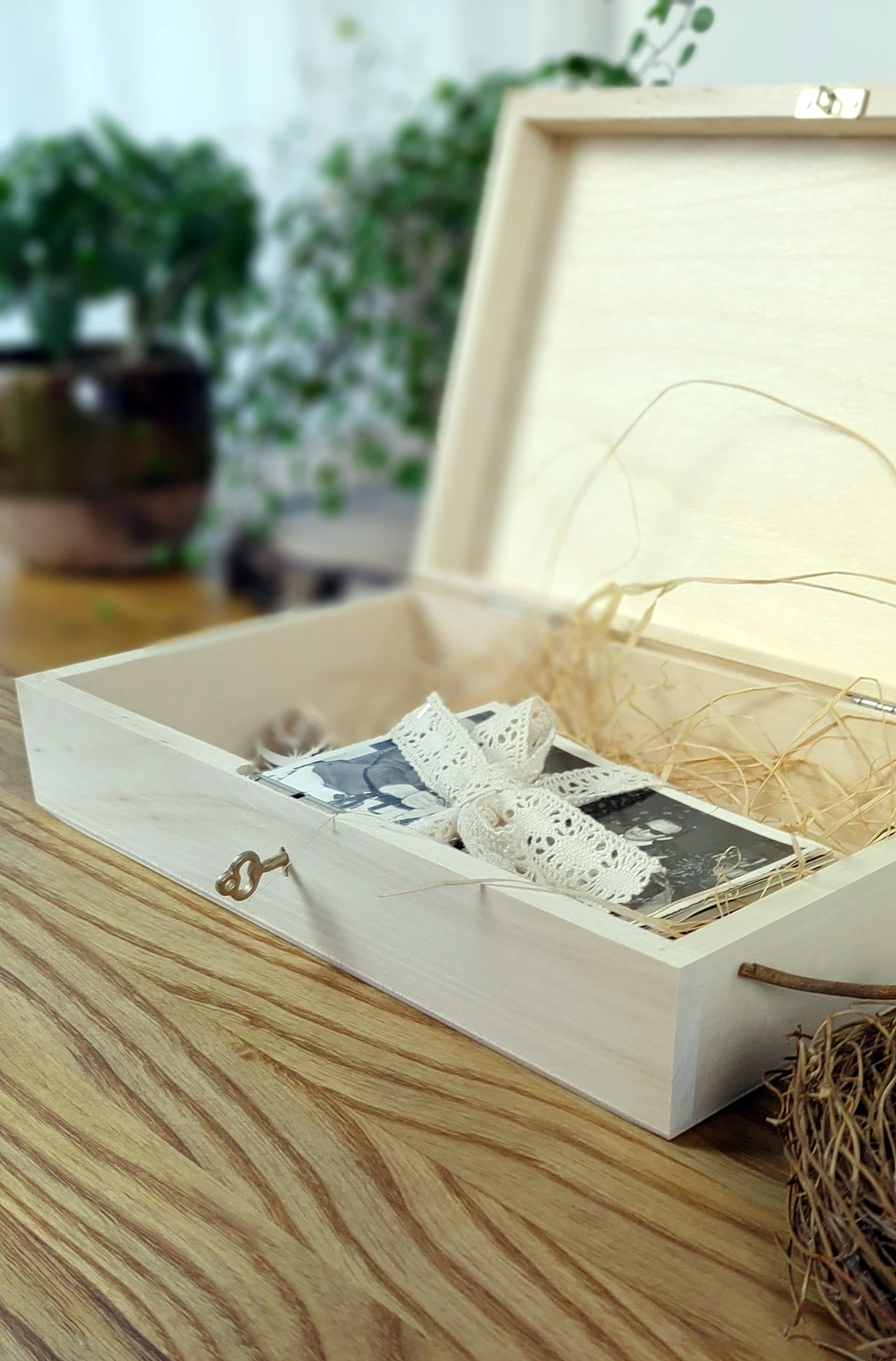 Lockable Natural Wooden Box With Lid and a Key, Storage Chest Keepsake ...