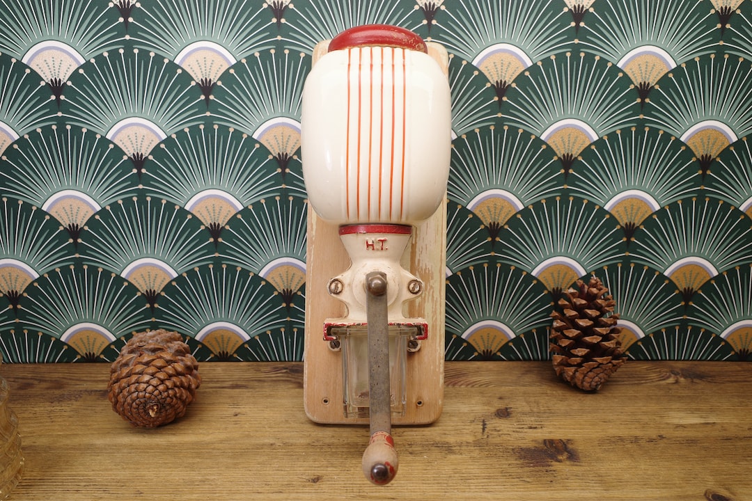 HT Coffee Grinder Wall Coffee Grinder Armin Trösser Vintage 30s, Cream ...