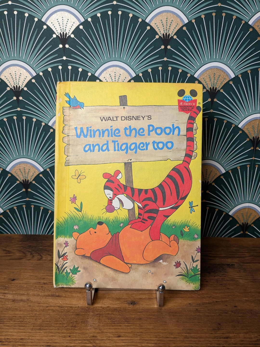 Walt Disney Winnie the Pooh and Tigger Too Book, Language English ...