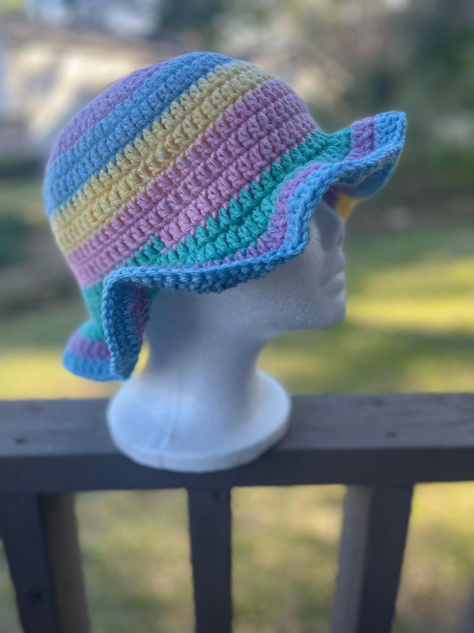 Crochet Bucket Hat Wavy Brim - Etsy