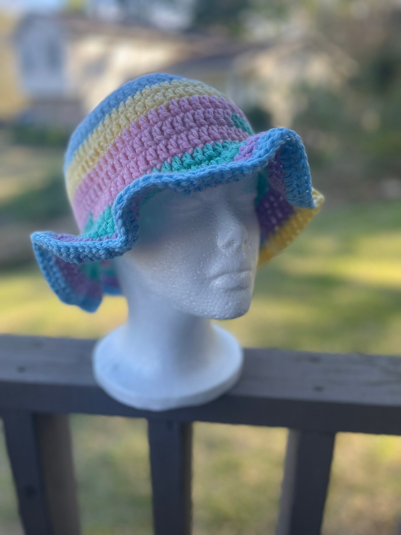 Crochet Bucket Hat Wavy Brim - Etsy
