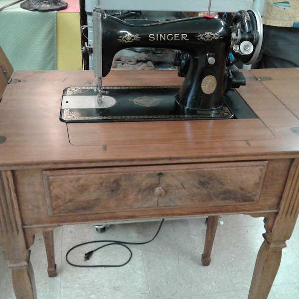 Antique Sewing Machine - Etsy