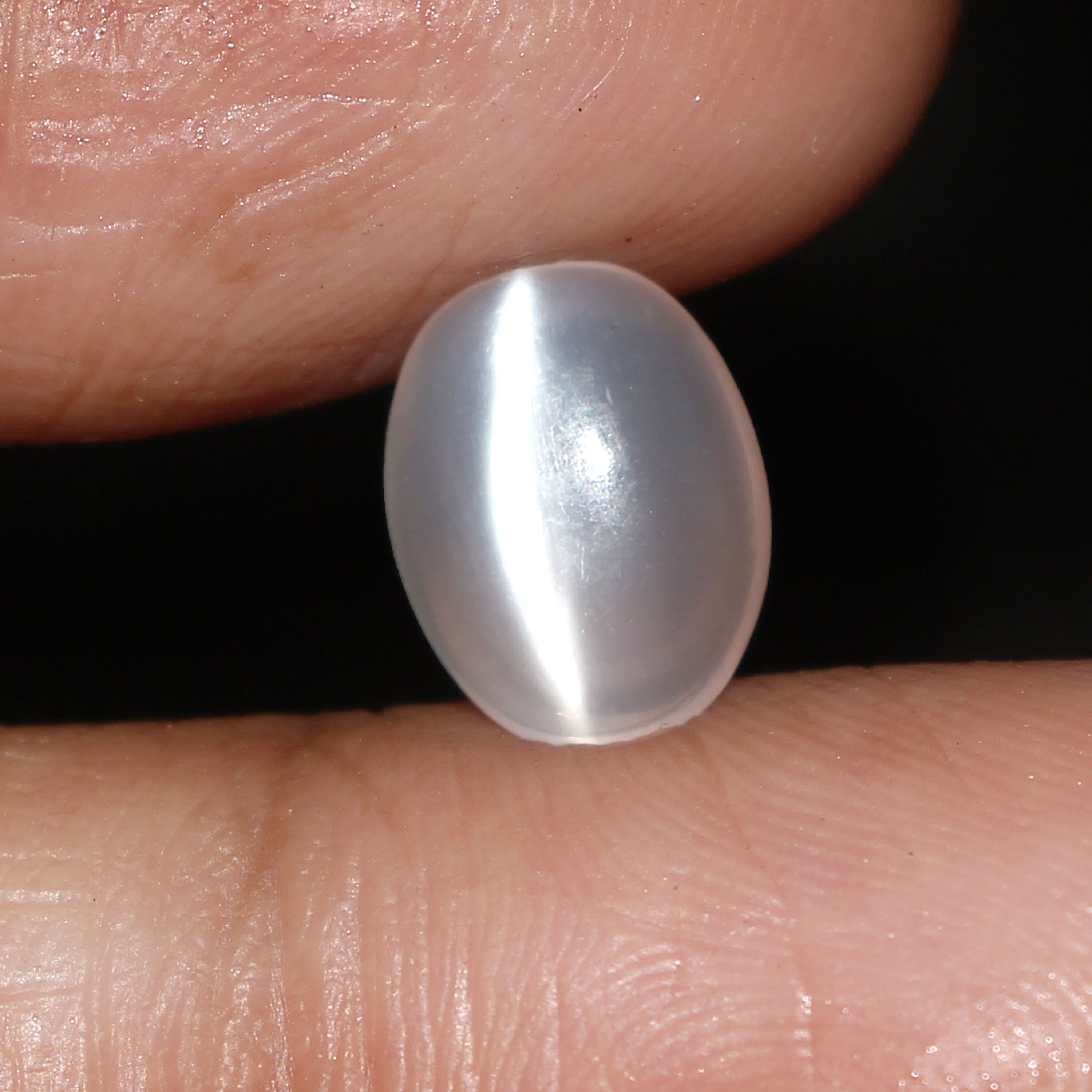 Exellent Quality Natural Cats Eye Moonstone, 2.25 Carats, Oval Shape ...
