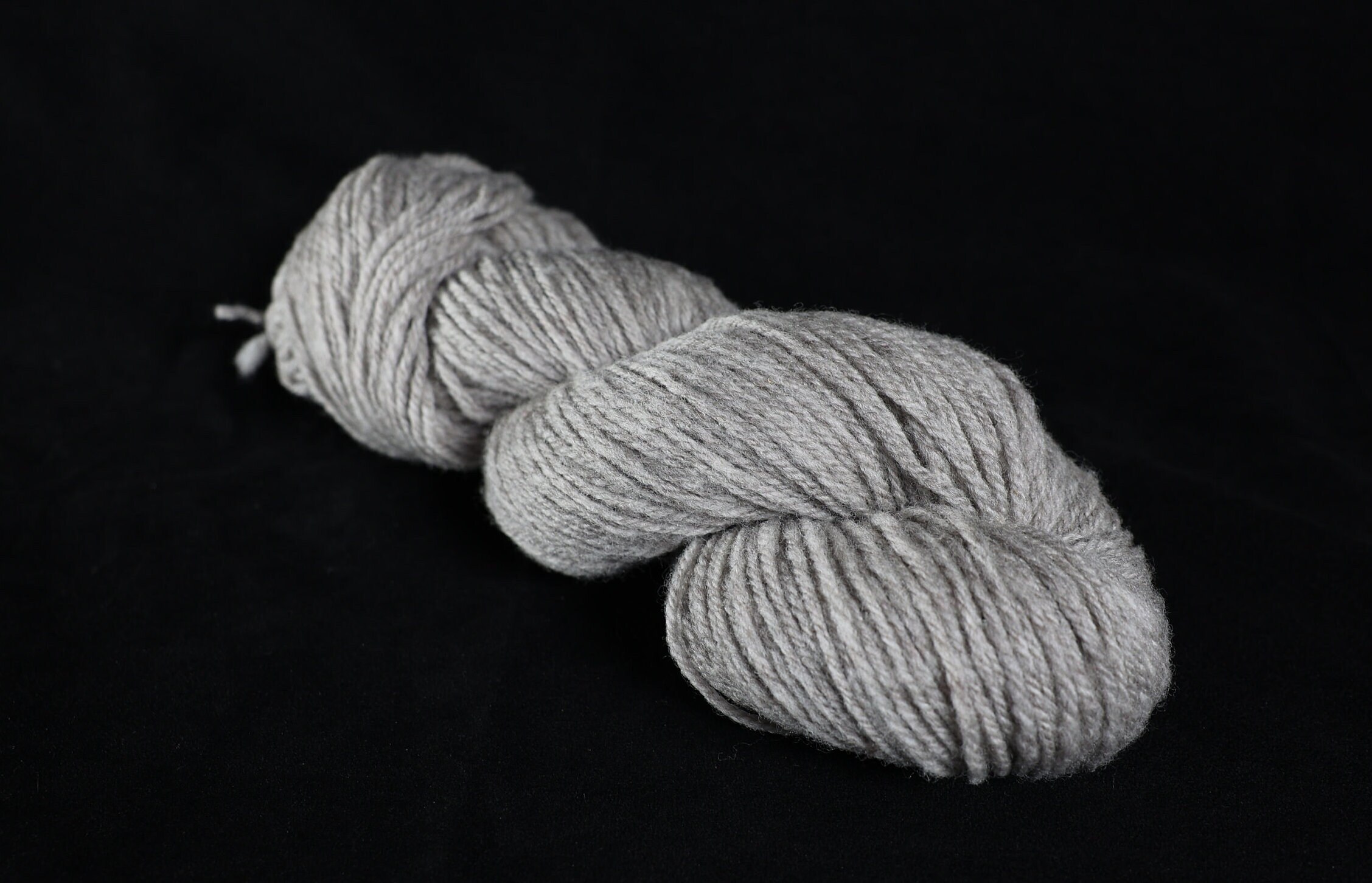 Yarn Sewing & Fiber 200yards Steve Worsted Romeldale/CVM Yarn etna.com.pe