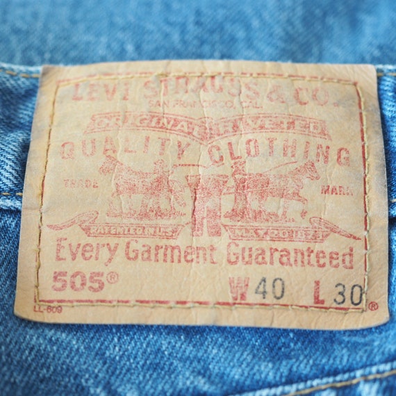 Vintage Levi 505s | High Waisted | Straight Leg | Med… - Gem