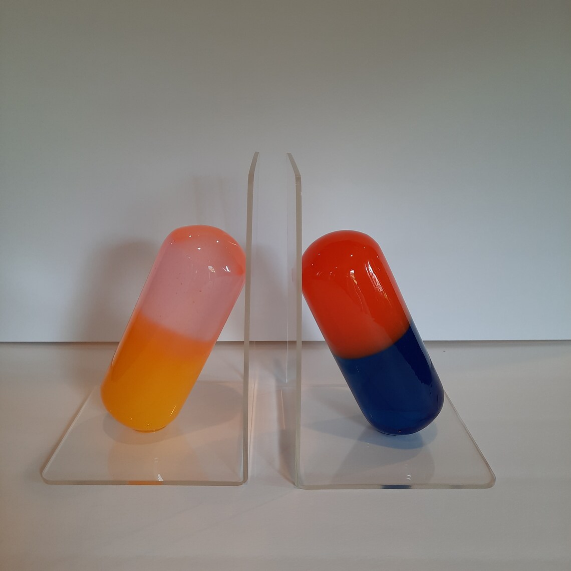 Pop-art Resin Pill Bookends Custom Pill Pharmacy Handmade Art Capsule ...