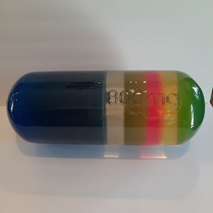 Pop-art 18 Inch Resin Pill Jumbo Resin Pill Custom Pill Pharmacy ...