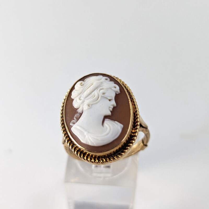 Gold Cameo Ring - Etsy