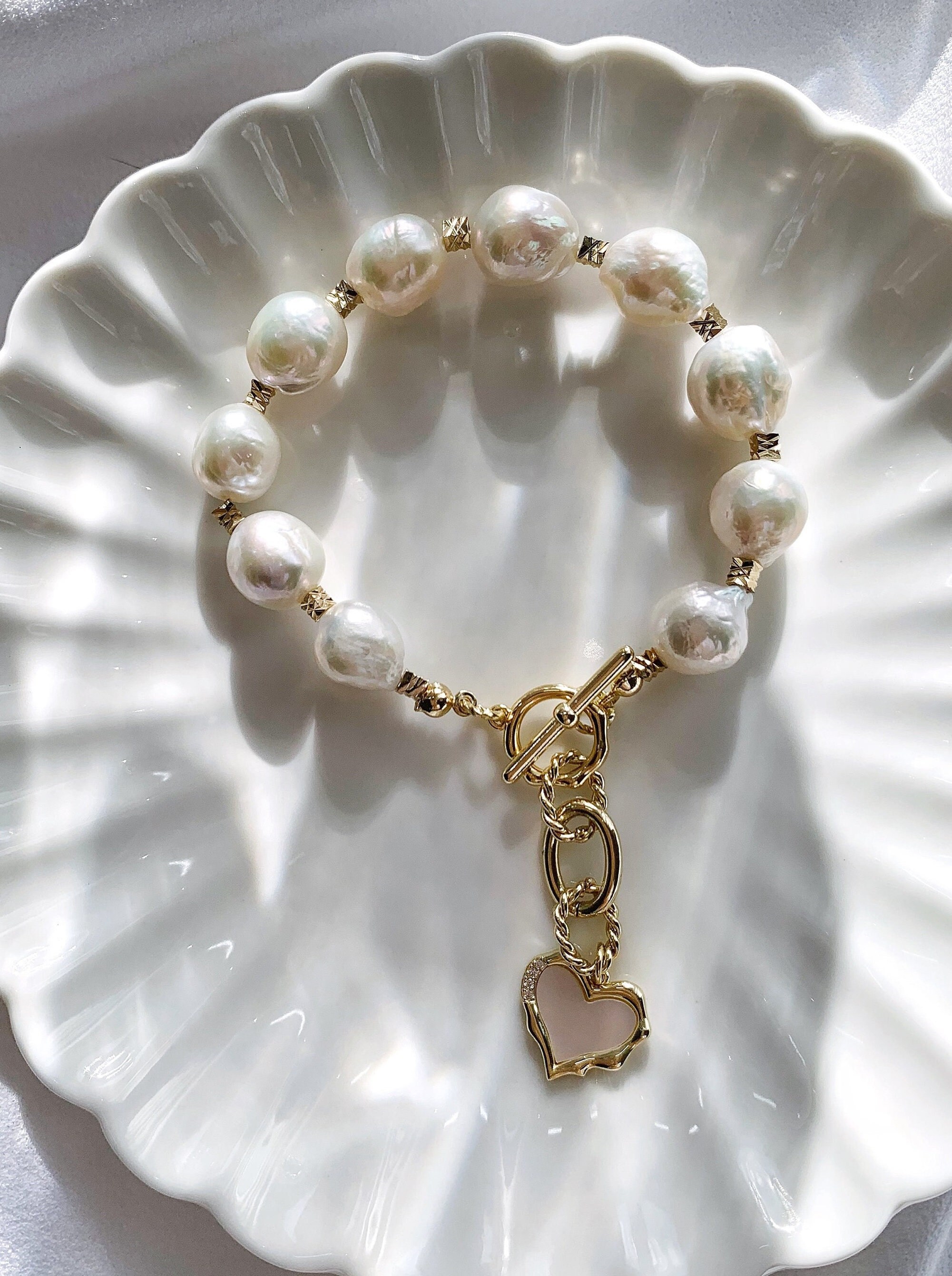 Large Baroque Pearls Bracelet. Ripple Freshwater Edison Pearls. Heart ...