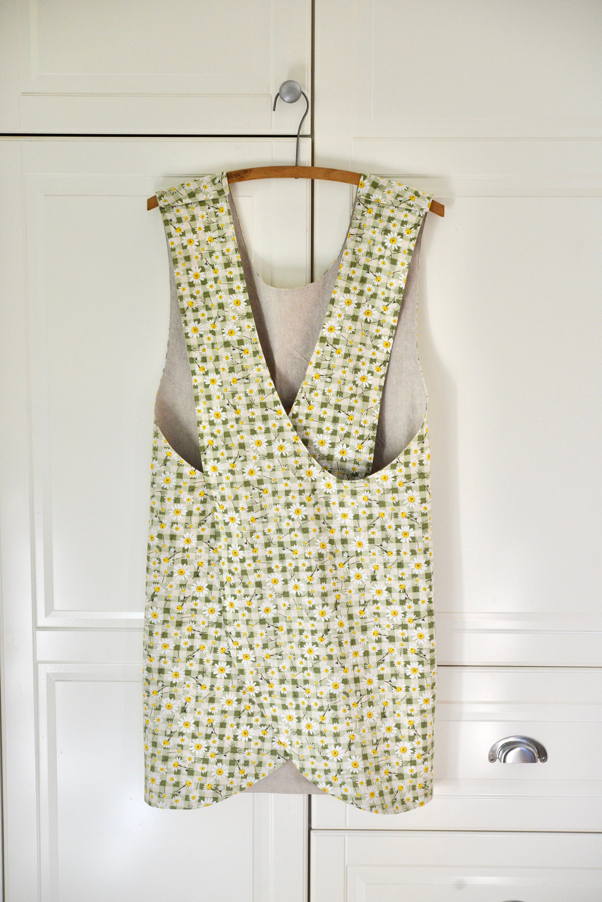 Reversible Cross-back Apron With Pockets Linen & Daisy Print - Etsy