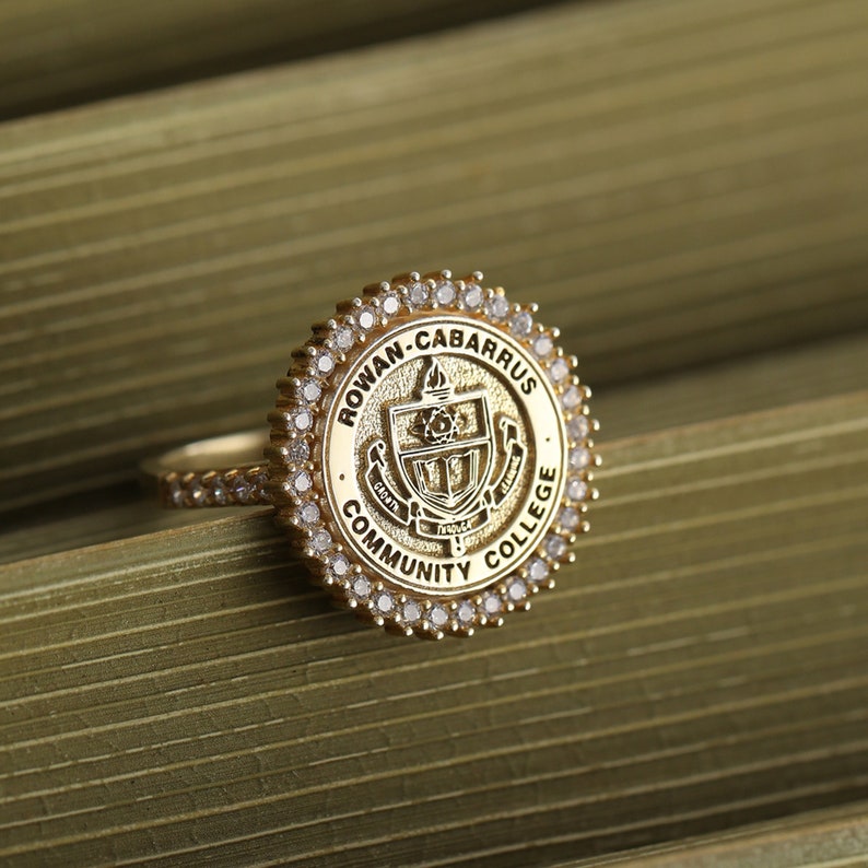 Custom Graduation Signet Ring Senior Ring School Class Ring - Etsy