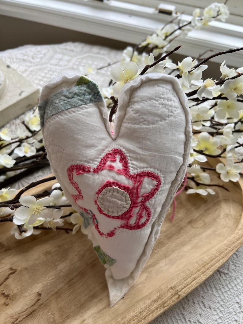 Vintage Quilt Valentine Heart / Table Sitter/bowl Filler/ Pillow Tuck ...