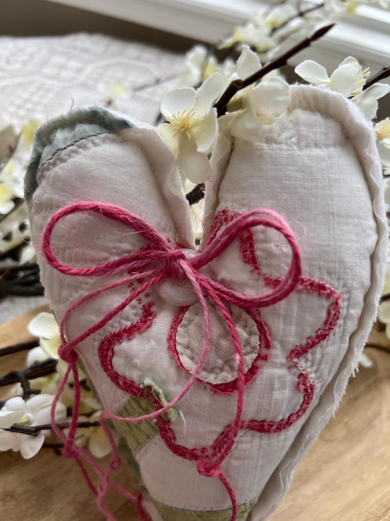 Vintage Quilt Valentine Heart / Table Sitter/bowl Filler/ Pillow Tuck ...