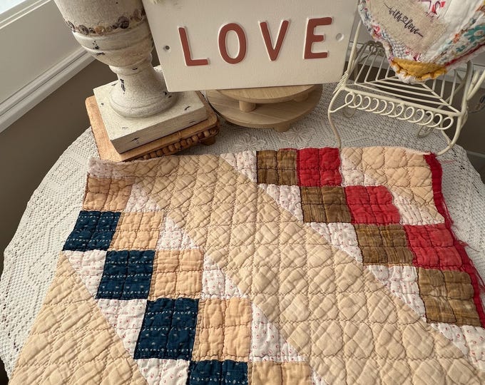 Vintage Cutter Quilt Square- Handmade Feedsack Print Patchwork Pattern ...