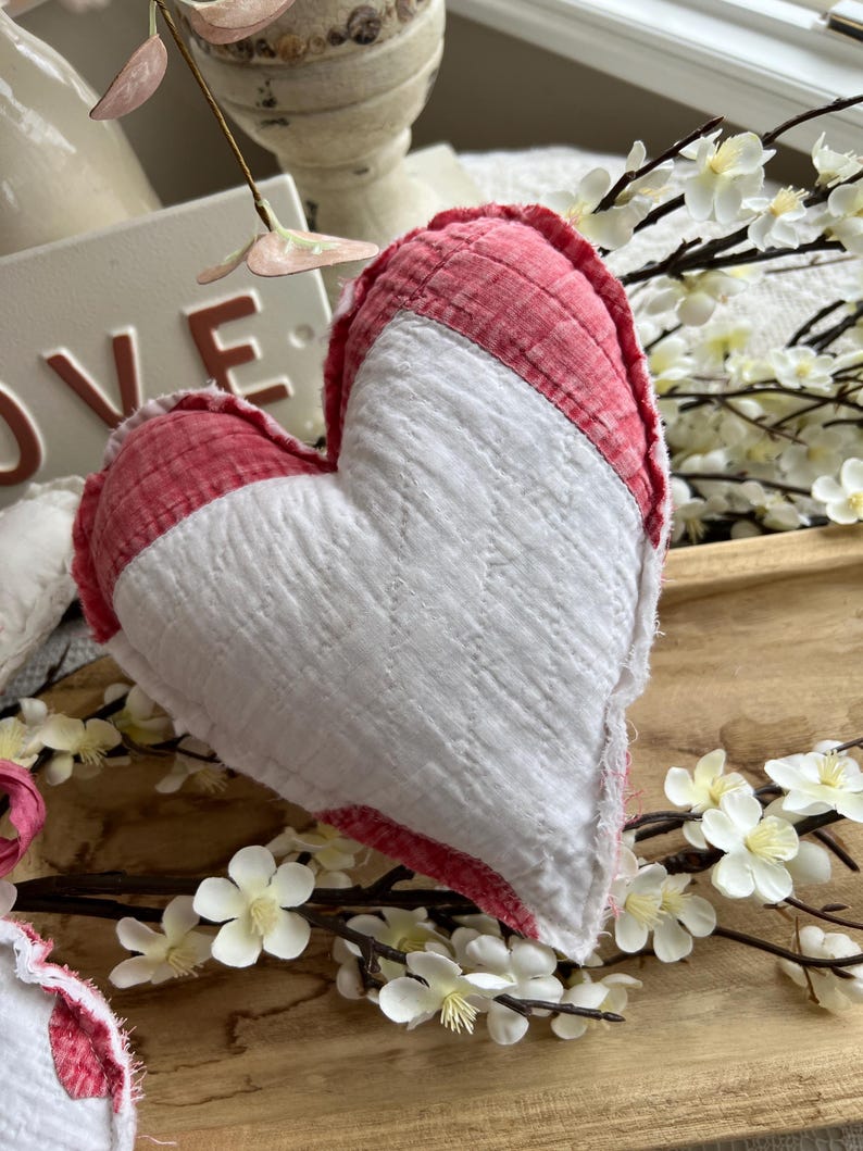 Vintage Quilt Valentine Heart / Table Sitter/bowl Filler/ Pillow Tuck ...