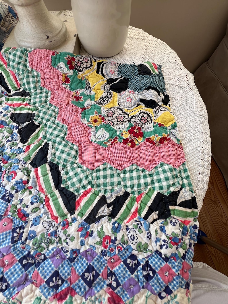 Vintage Handmade Quilt Block: Hexagon Pattern With Feedsack Prints for ...