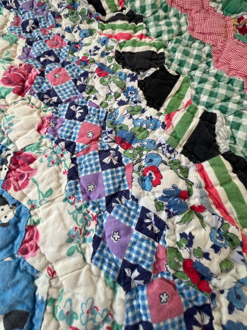 Vintage Handmade Quilt Block: Hexagon Pattern With Feedsack Prints for ...