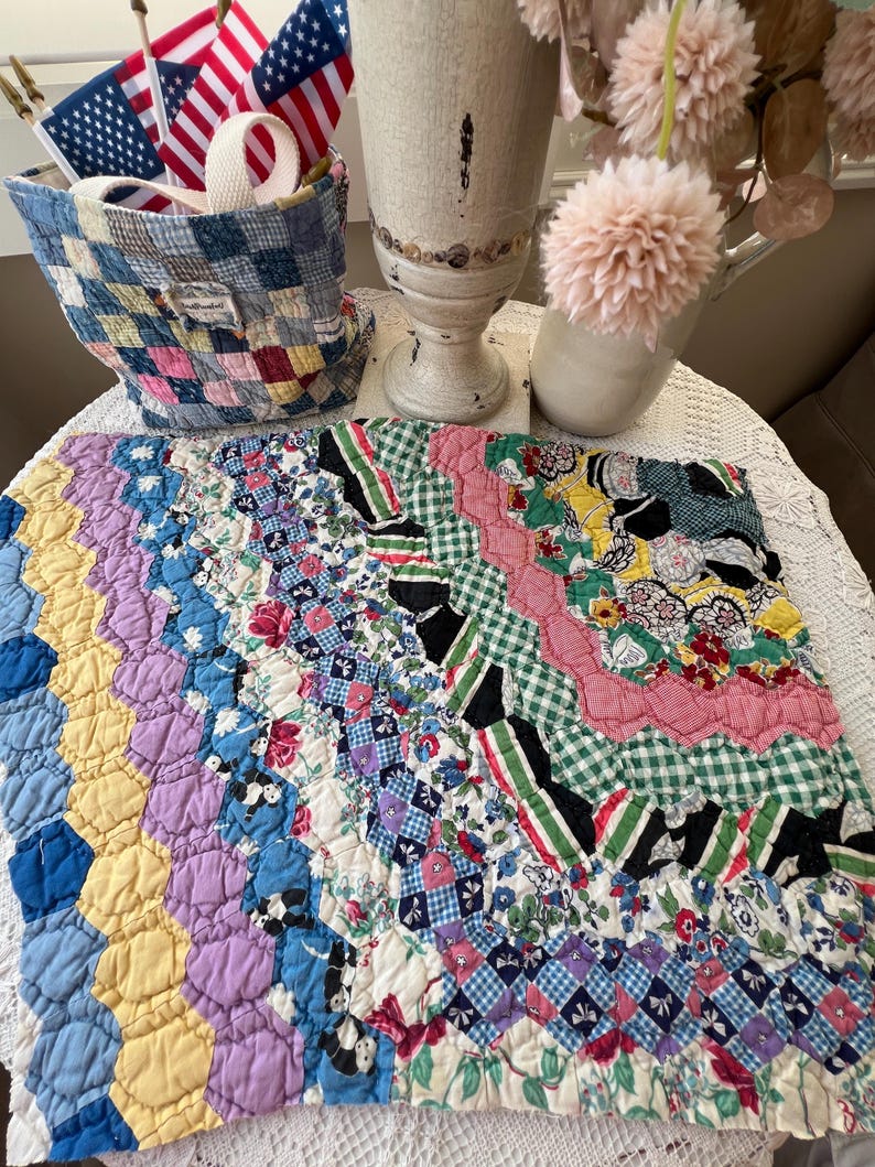 Vintage Handmade Quilt Block: Hexagon Pattern With Feedsack Prints for ...