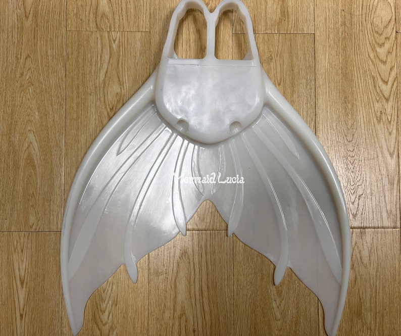 Patent-protected Fishbone Pattern 100% Silicone Colorful Mermaid Tail ...