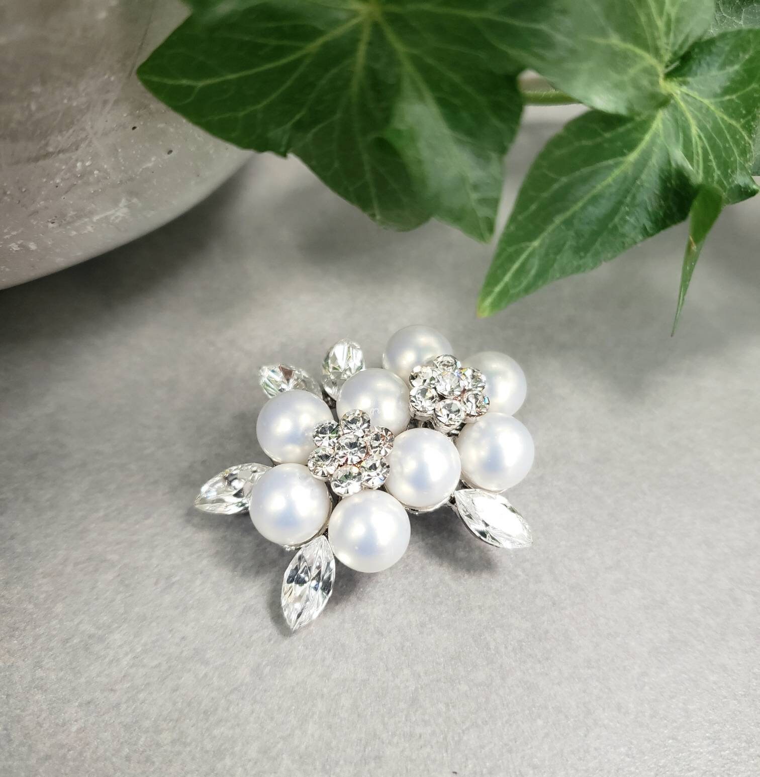 Vintage Stunning Faux Pearl and Crystal Wedding, Mother of the Bride ...