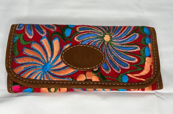 Leather and Floral Embroidered Wallet | Etsy