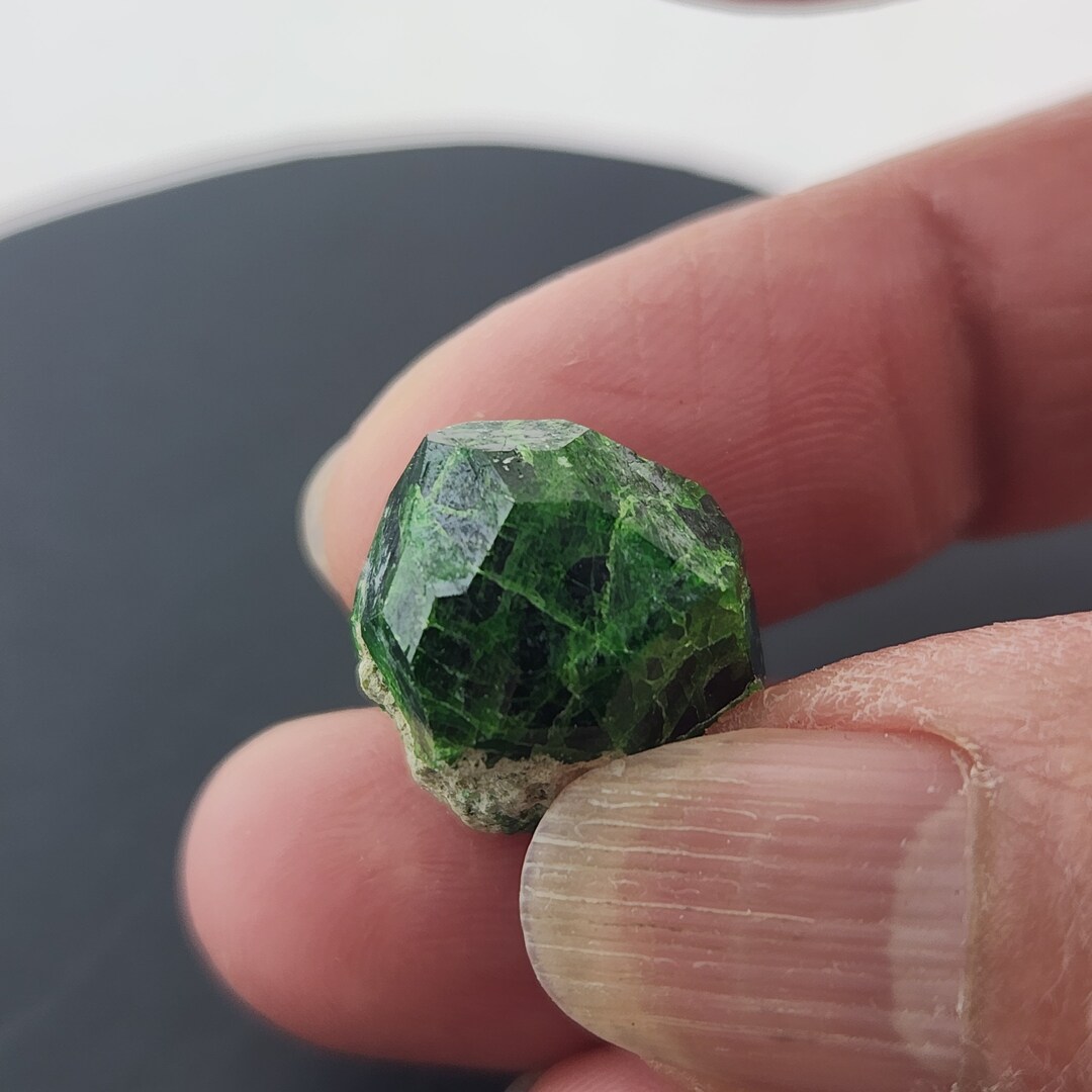 5 .03 G Demantoid Garnet Crystal Mineral - Etsy