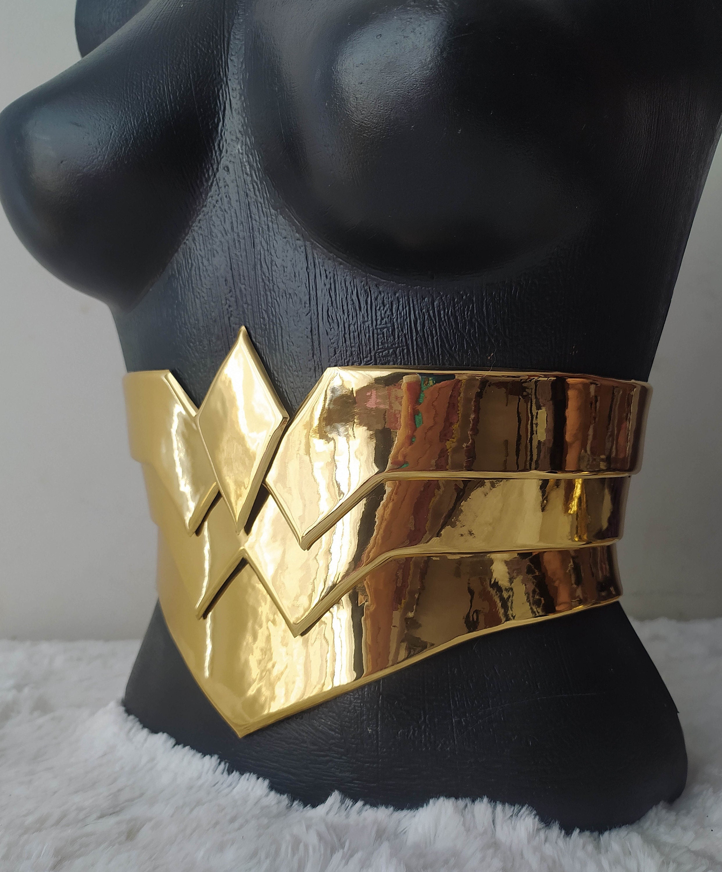 Wonder Woman Inspired Golden Armor- Bracerscostumes-cosplay-fantasy ...