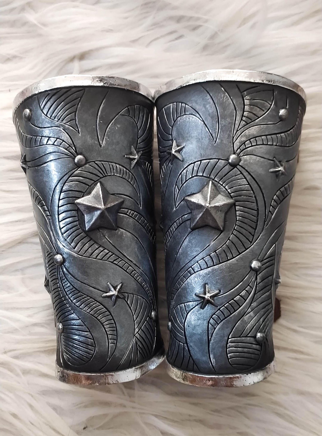Wonder Woman Bracers Bombshell Cosplay Costume - Etsy